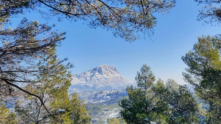 The 10 Best Mountain Hikes in France - France Travel Blog