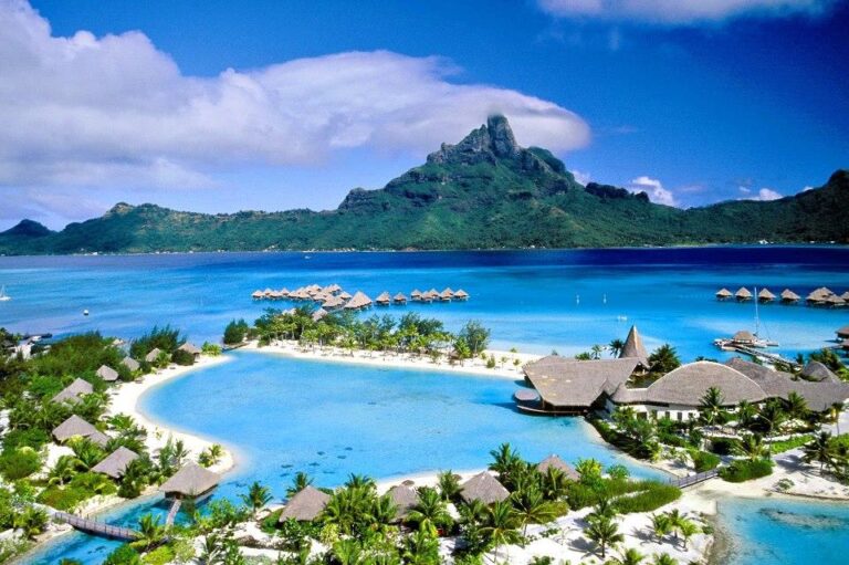 What is French Polynesia Known For? - France Travel Blog