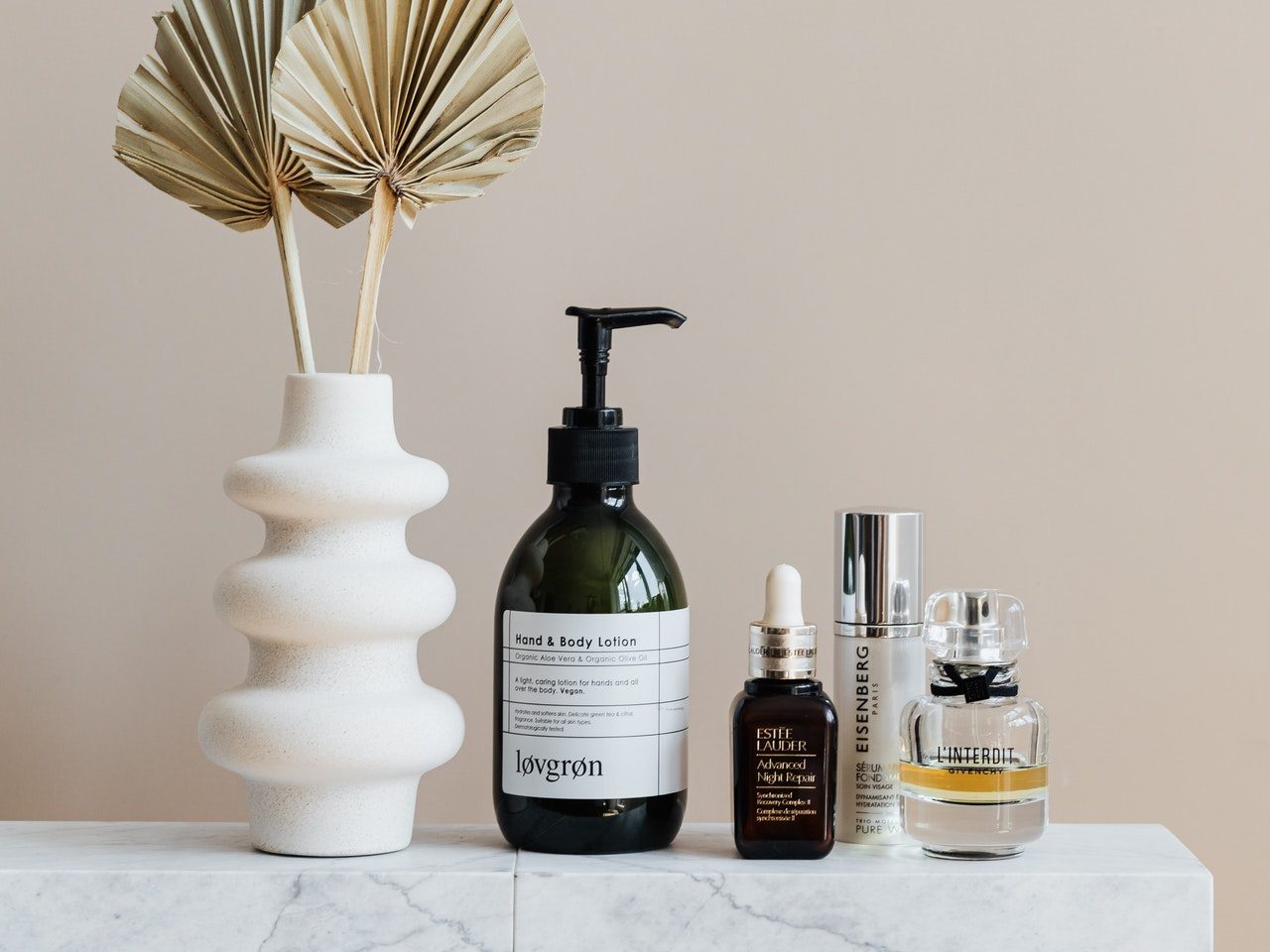 What You Need To Know About Travel-Friendly Perfumes - France Travel Blog